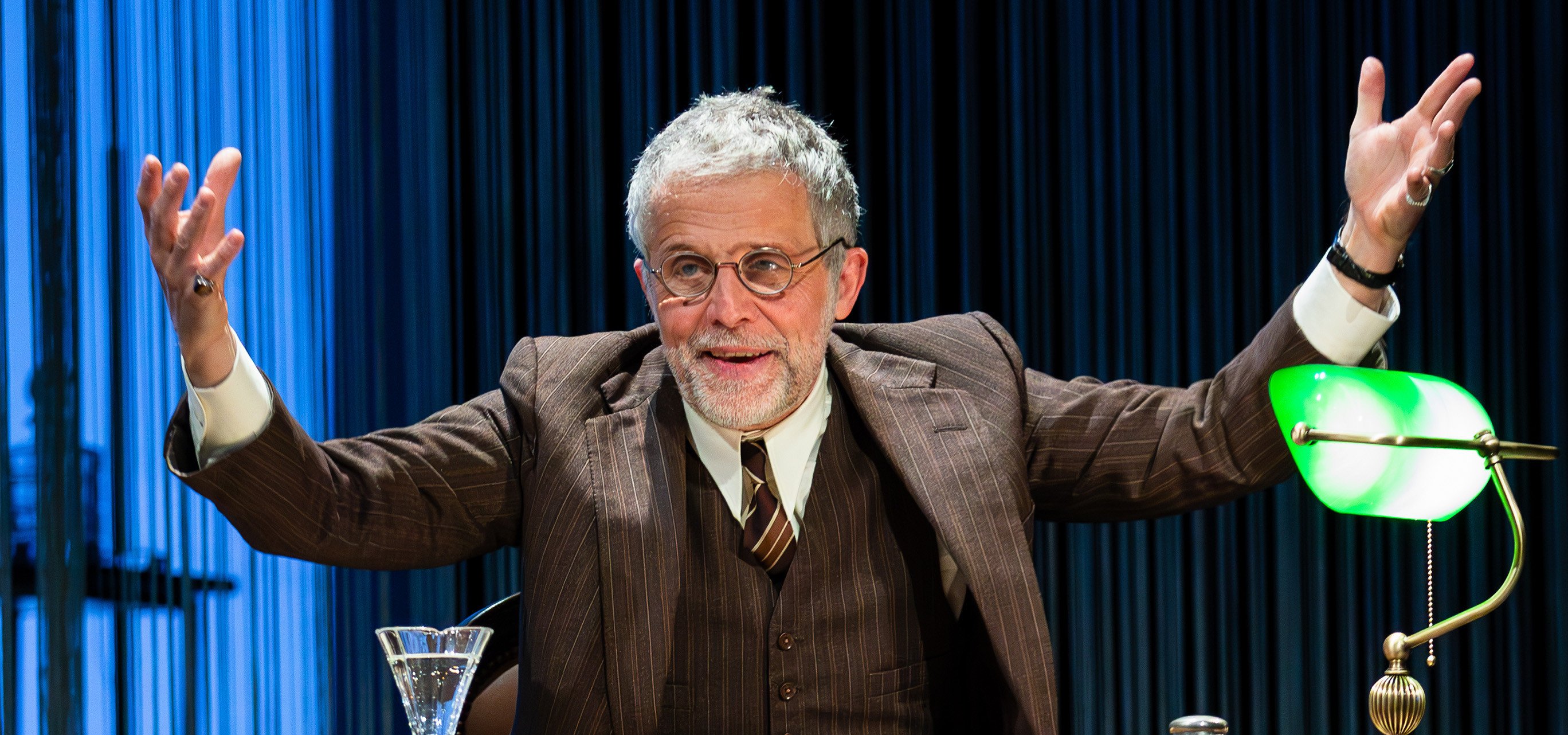 Stéphane Guillon - Biographie - Colisée de Roubaix
